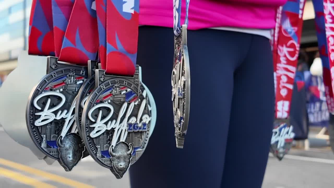 'I feel amazing': Thousands participate in Buffalo Marathon