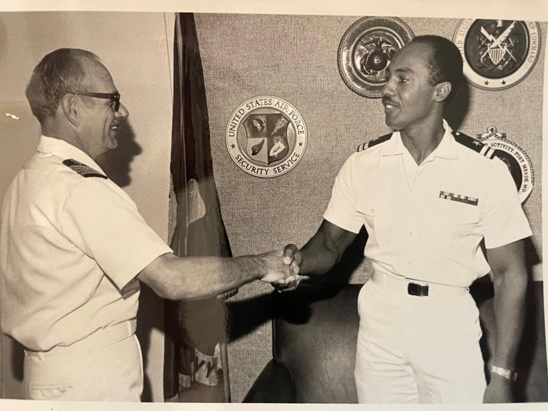 Montel Williams recalls when the famous USS Intrepid lost steering ...