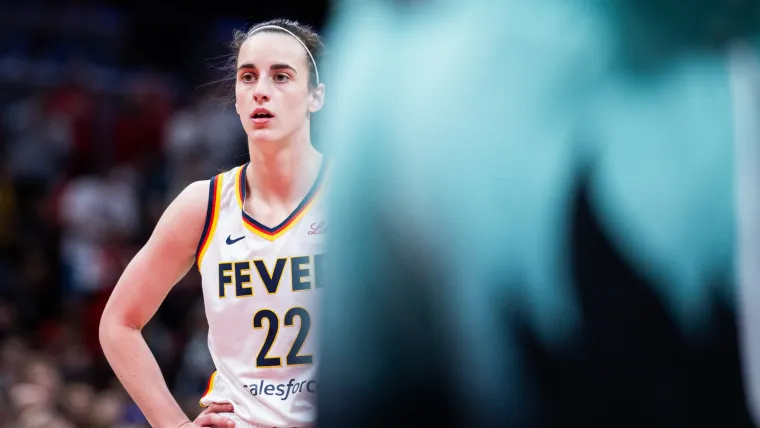 Caitlin Clark video shows just how bad WNBA ref calls are: 'Do I have ...