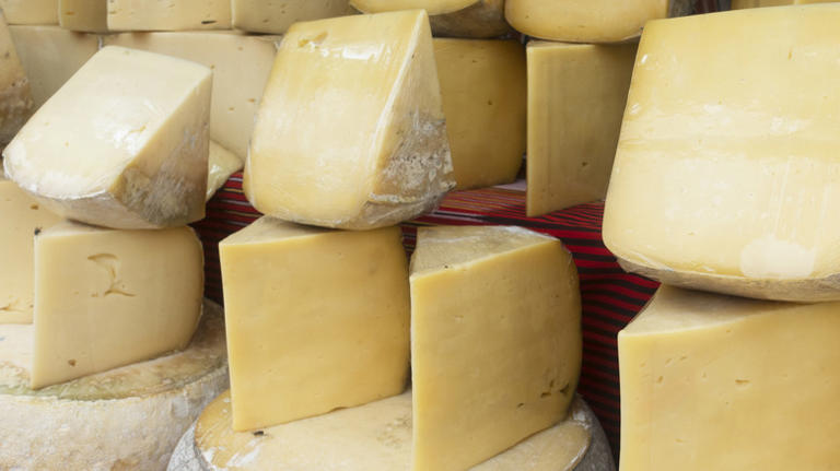 Processed Vs Unprocessed Cheese: What's The Difference?