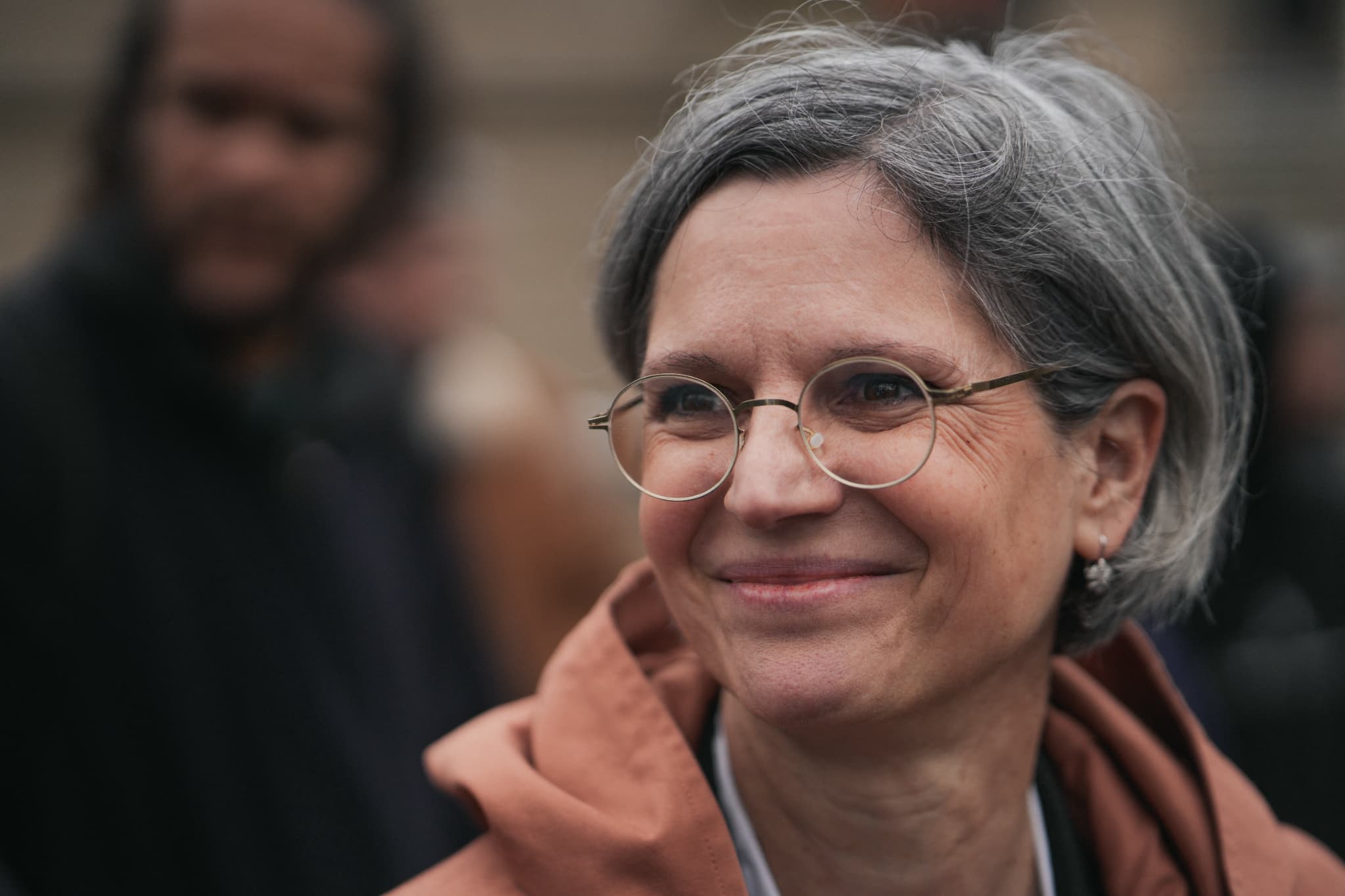 "Je pense que j'y réfléchirai": Sandrine Rousseau prête à participer à ...