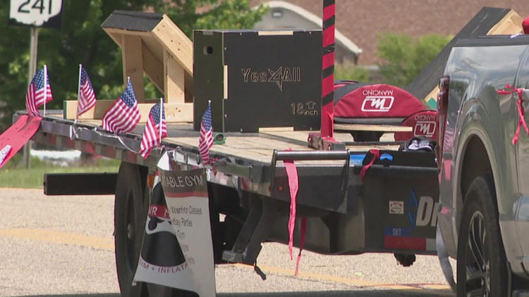 North Canton City Schools student dies after falling off trailer during ...