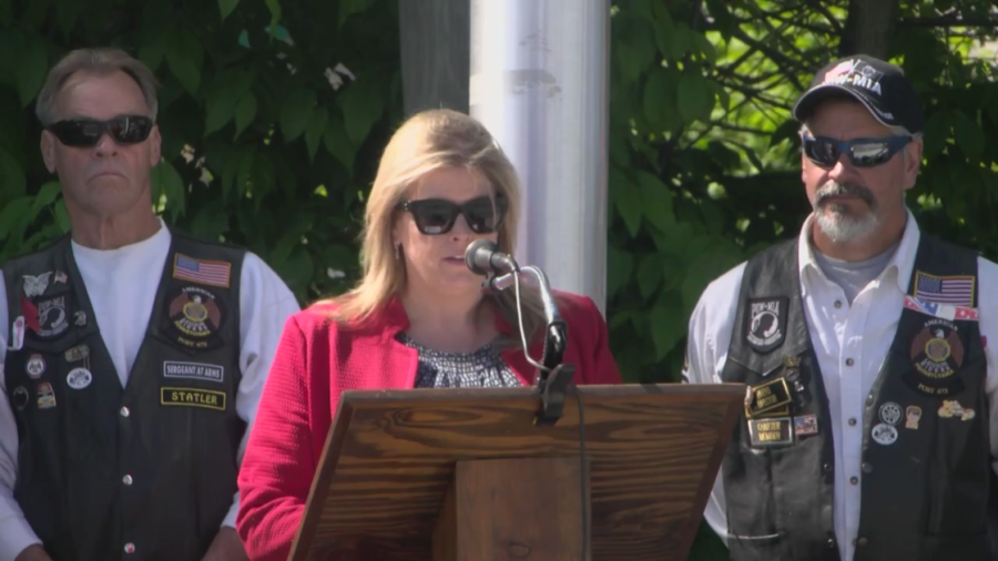 Meteorologist Valerie Smock emcees Annual Memorial Day Parade in Dallas