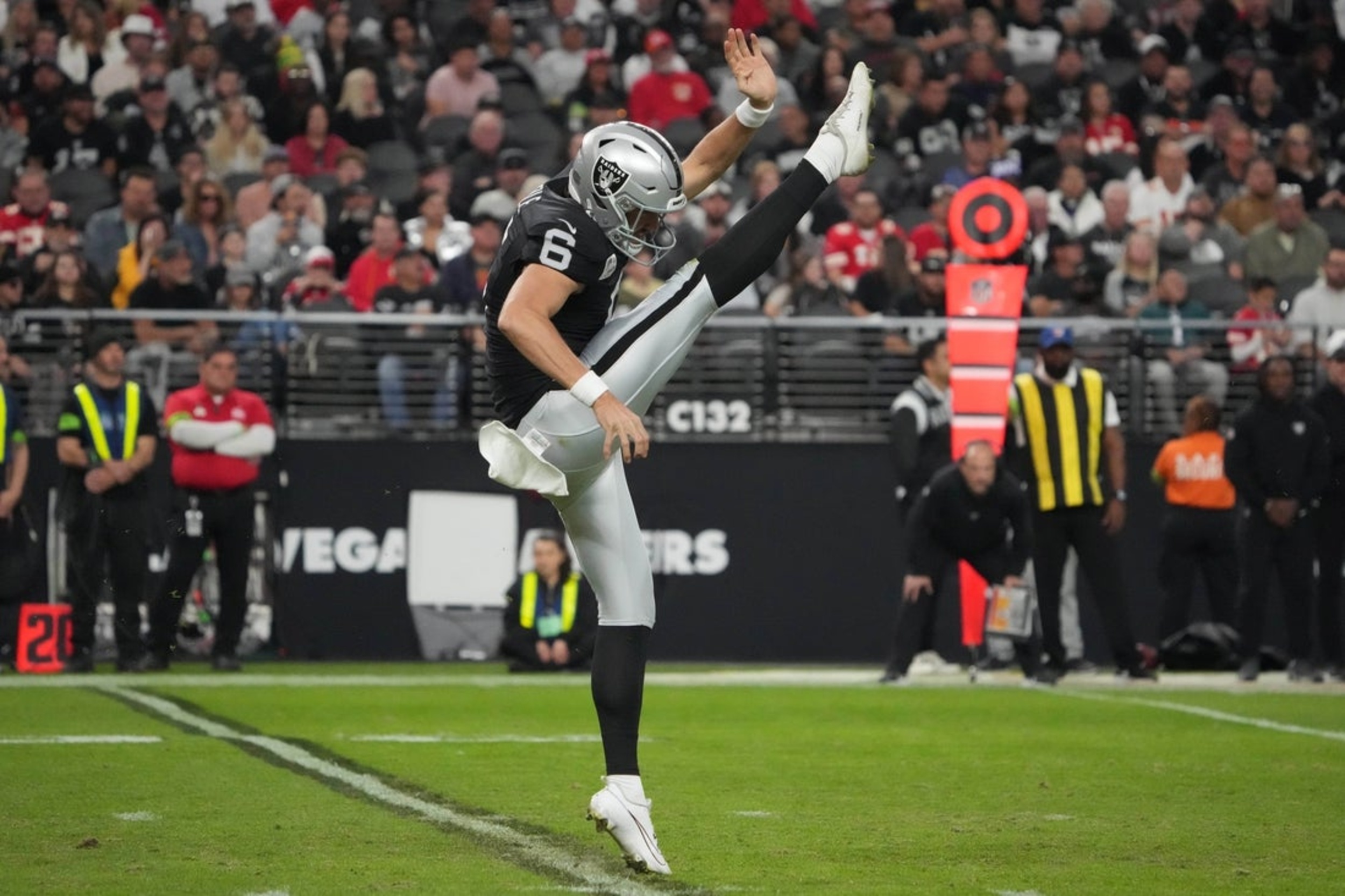 Report: Raiders make AJ Cole highest-paid punter in NFL