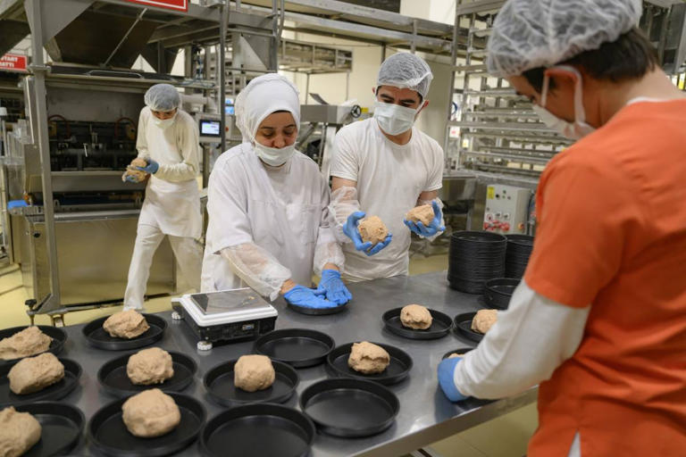 Ancient bread rises again as Turkey recreates 5,000-year-old loaf