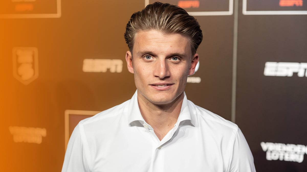 Sem Steijn vertelt in 2 woorden wat hij moet doen om bij Oranje te komen