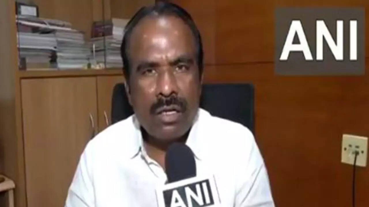 'She might have come from Pakistan': FIR filed against Karnataka BJP ...