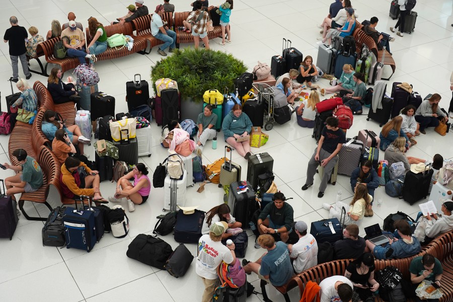 DIA: Travelers urged to arrive 2 hours before departure amid busy ...