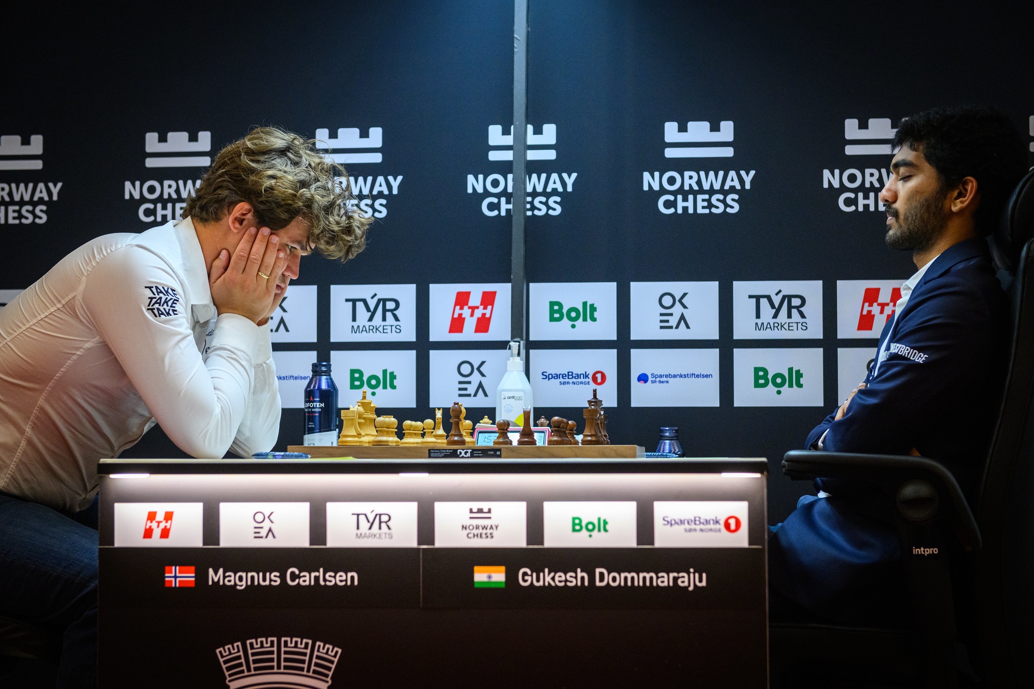 Norway Chess hit by Gukesh vs Carlsen racism storm, shockingly deletes ...