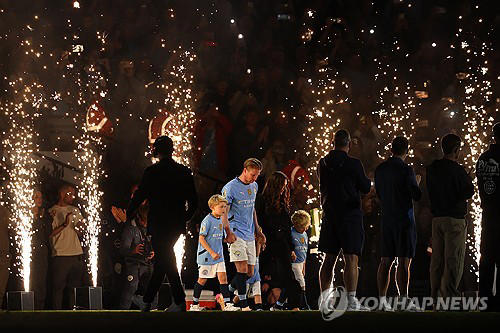 'EPL 역대 최고의 MF' 이탈리아 챔피언이 품는다…"28일 만남 후 계약"