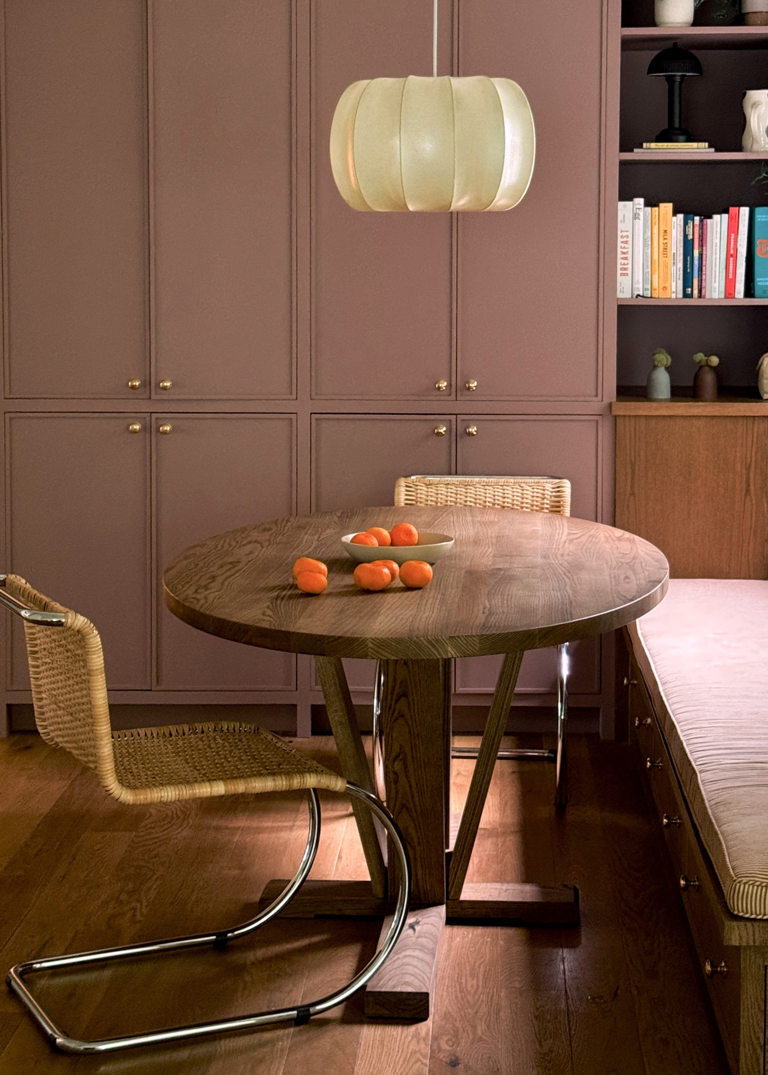 These 5 Linen Closet Organization Mistakes Are Costing You Space and ...