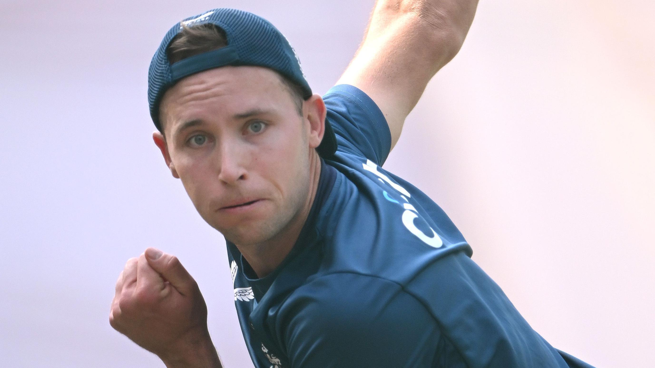 Hartley back with England after shifts in garden centre