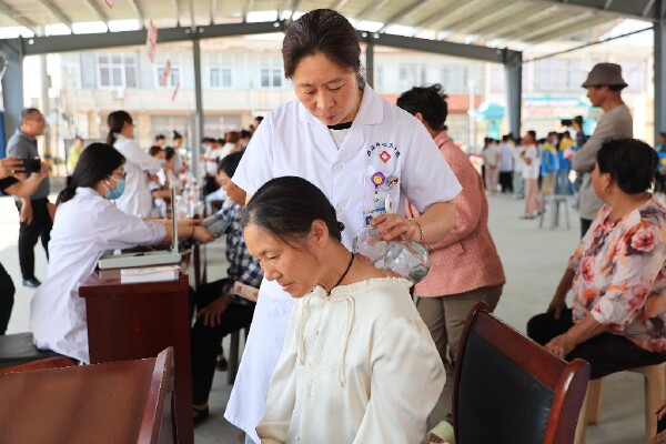 Party Like It's 1999: 20 Wild Facts About Y2K