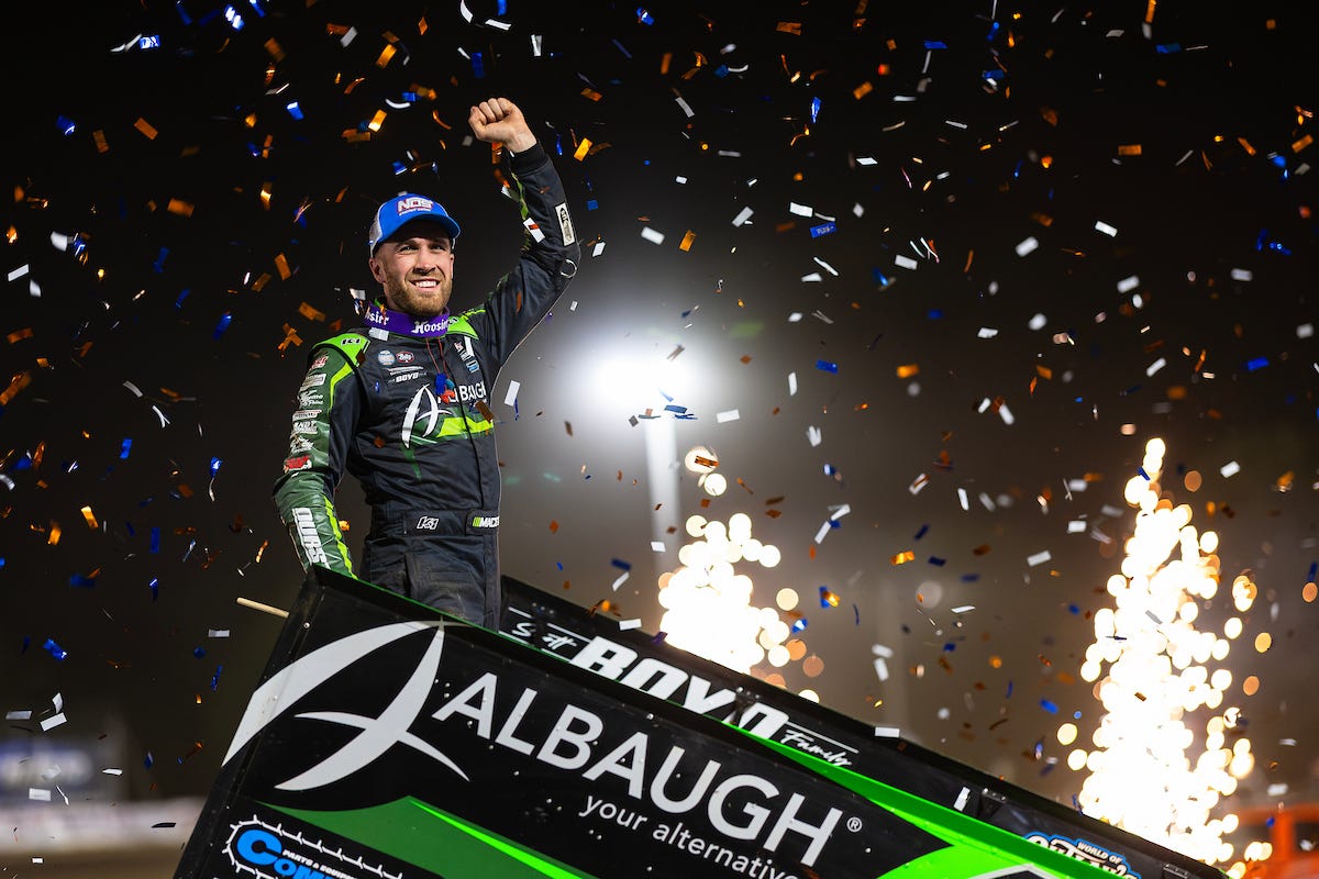 Carson Macedo wins Atomic, nets 50th career World of Outlaws win on ...