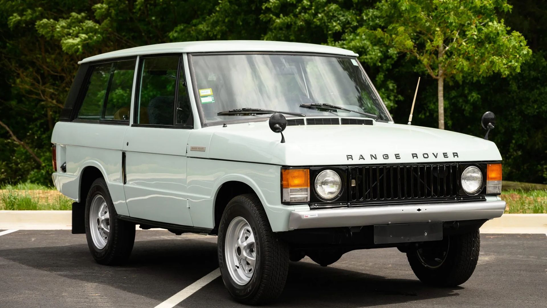 From Rugged Trails To Red Carpets: The Range Rover's Luxury Evolution