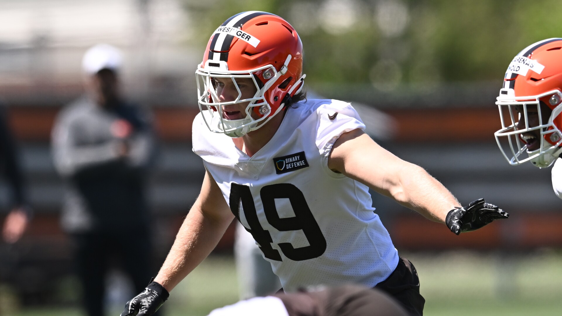 30 second-round picks are unsigned after top two got fully guaranteed ...