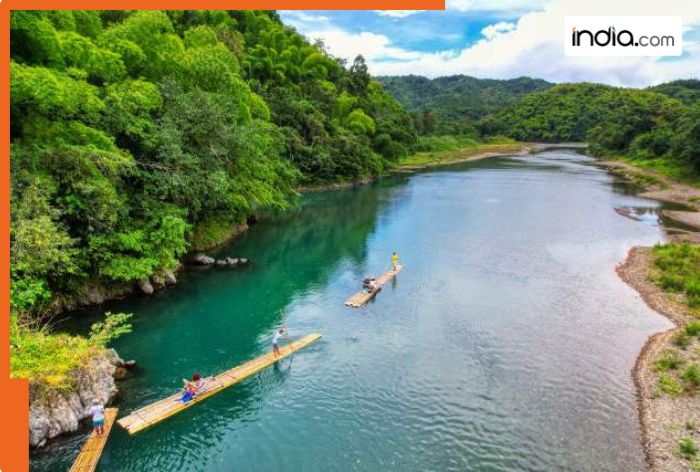 World's most unique river, its water is as black as coal, flows through ...