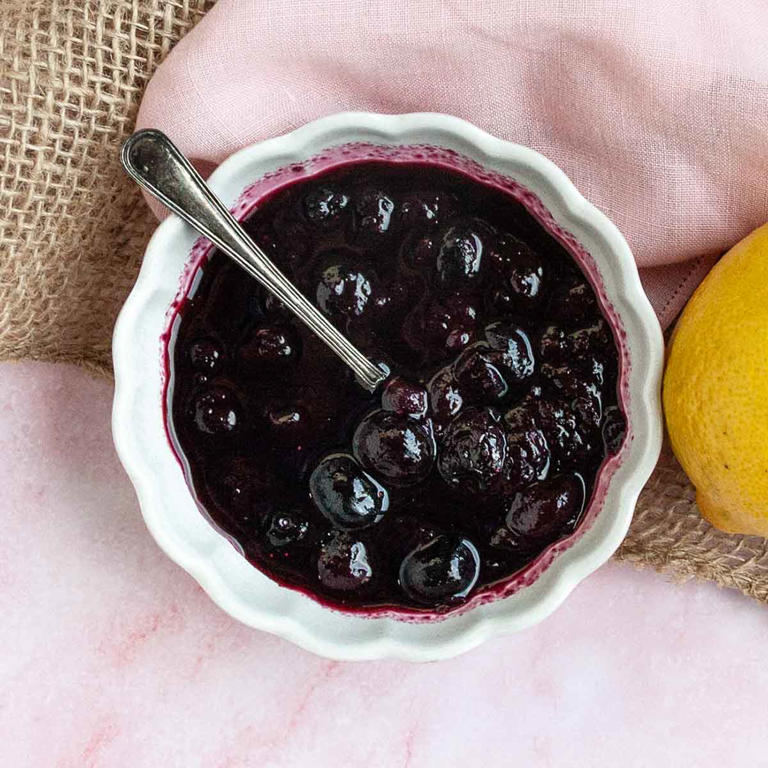 3-Ingredient Blueberry Sauce