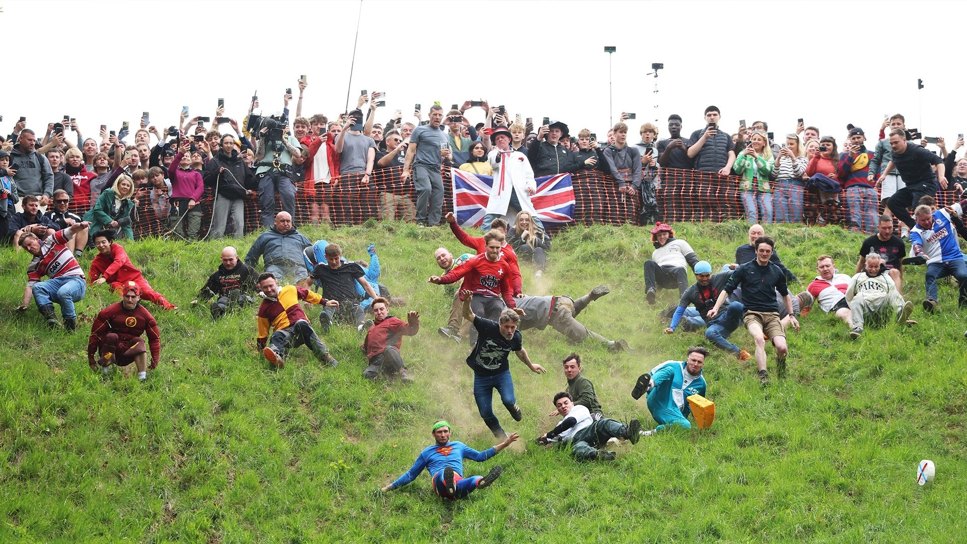 German YouTuber wins annual cheese rolling race in England