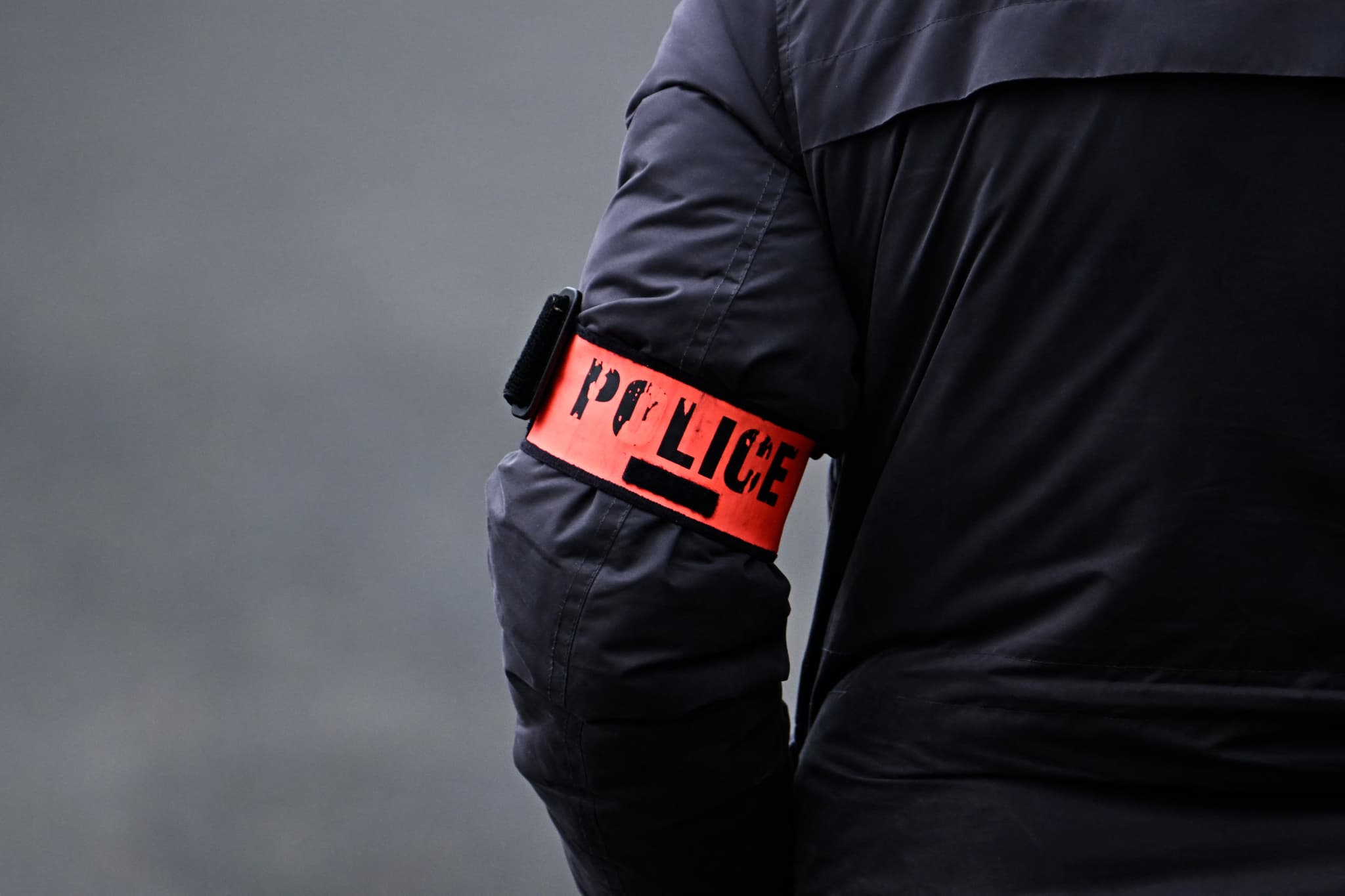 Une personne blessée au couteau dans une rixe impliquant une vingtaine ...