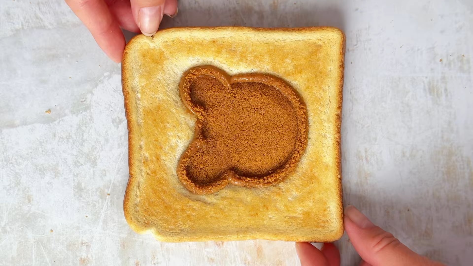 Biscoff teddy toast