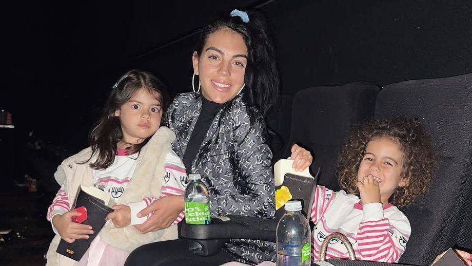 Ginastas e crescidas! Georgina Rodríguez mostra proezas das filhas e ...