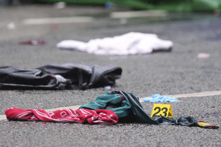 65 people injured after Liverpool car ramming. Driver suspected of ...