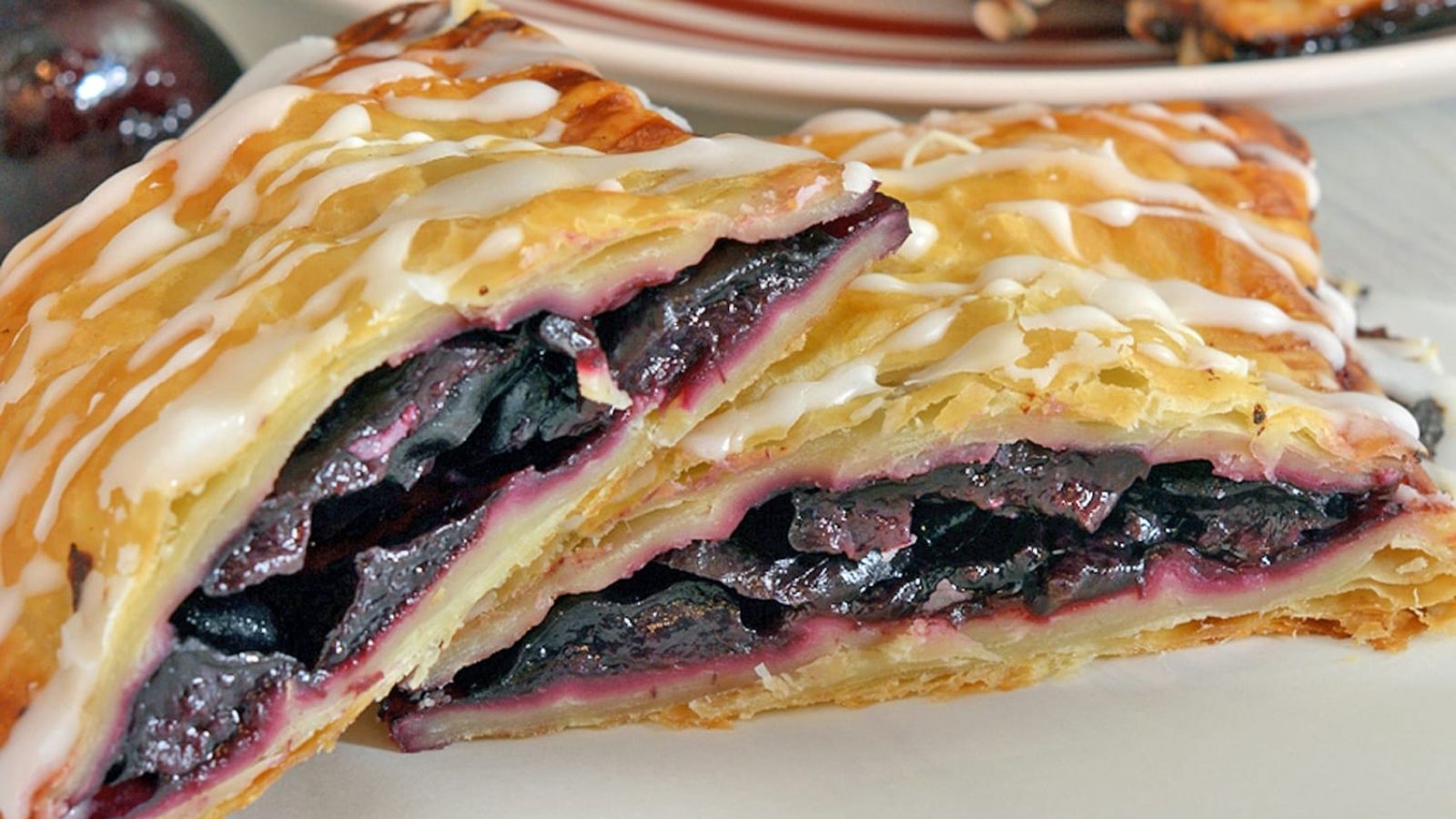 14 cherry recipes that prove this little fruit packs big flavor