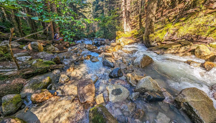 7 fantastic hikes and walks all over the world