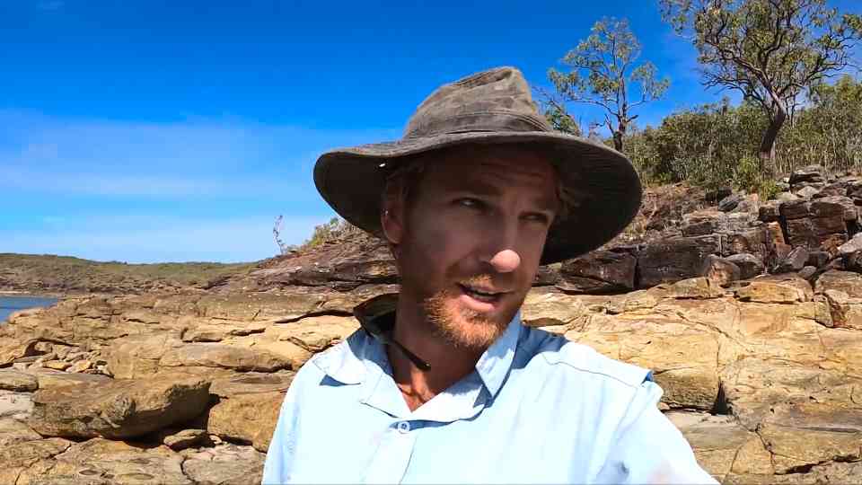 DAY 80; We Find TREASURE from a Castaway Shipwreck