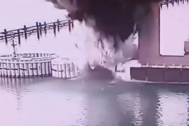 Ukraine’s underwater explosion attack on Crimean Bridge caught on camera