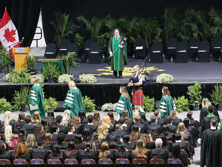 Biggest class ever: 5,500 St. Clair College students graduate in Windsor