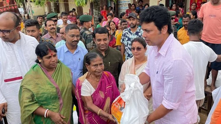 Shut party offices and go to China': Tripura MP tells CPIM for ...