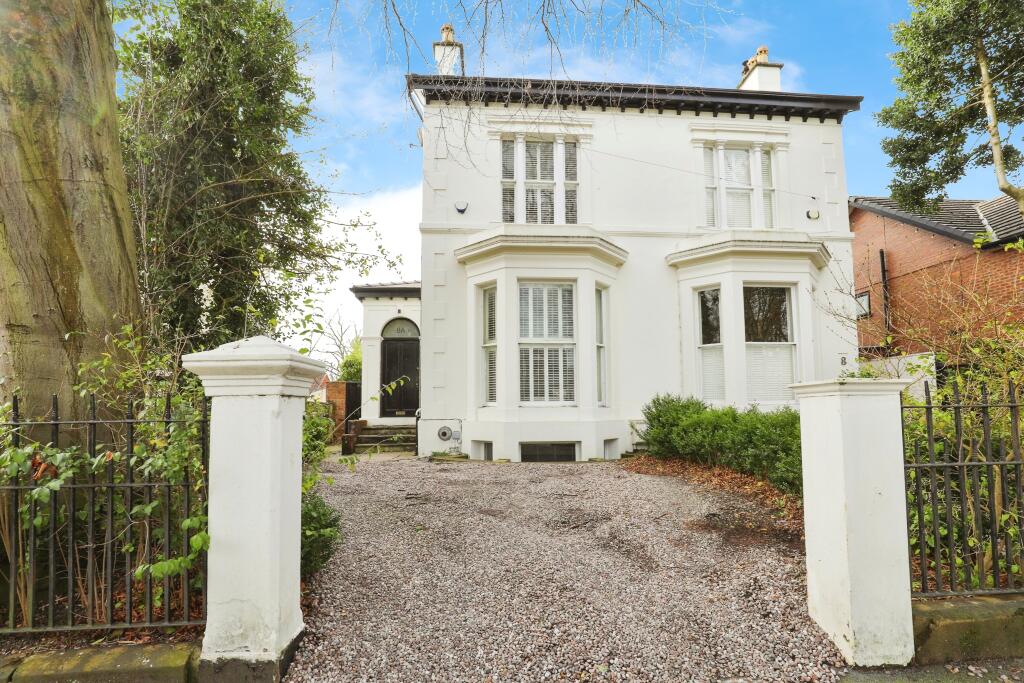 I explore a classically stunning 3 bed 4 storey detached Litherland ...