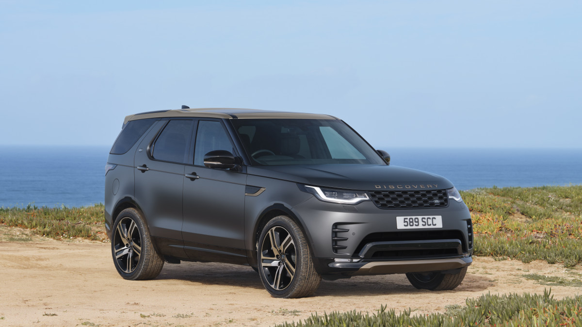 Land Rover Dropped Two New Special Editions To Celebrate 35 Years Of ...