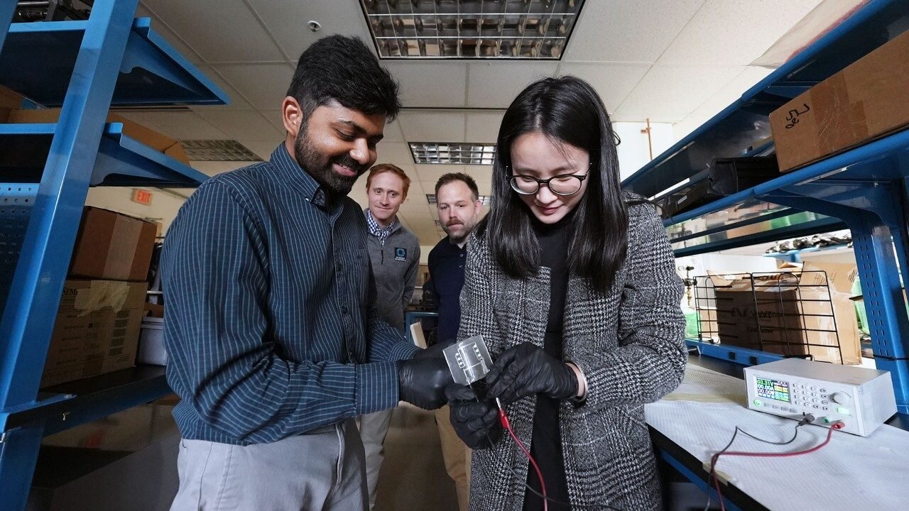 Self-healing circuit boards offer new path to reducing global e-waste