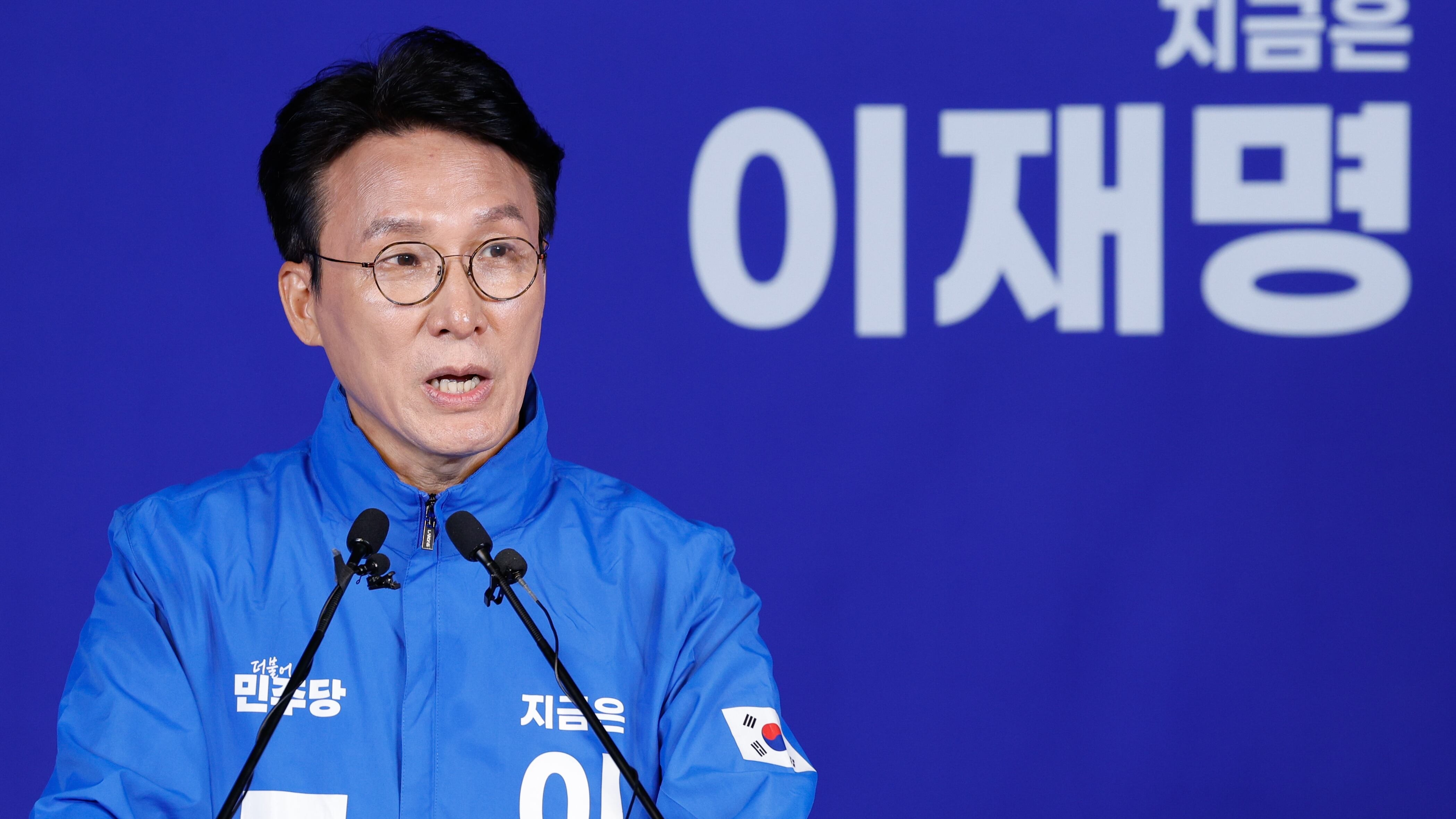 Lee Jae-myung eyes close ally Kim Min-seok for prime minister role