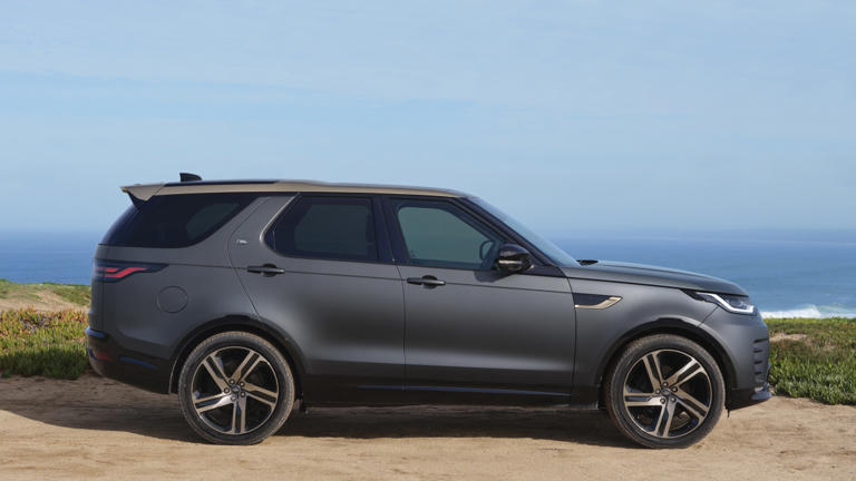Land Rover Dropped Two New Special Editions To Celebrate 35 Years Of ...