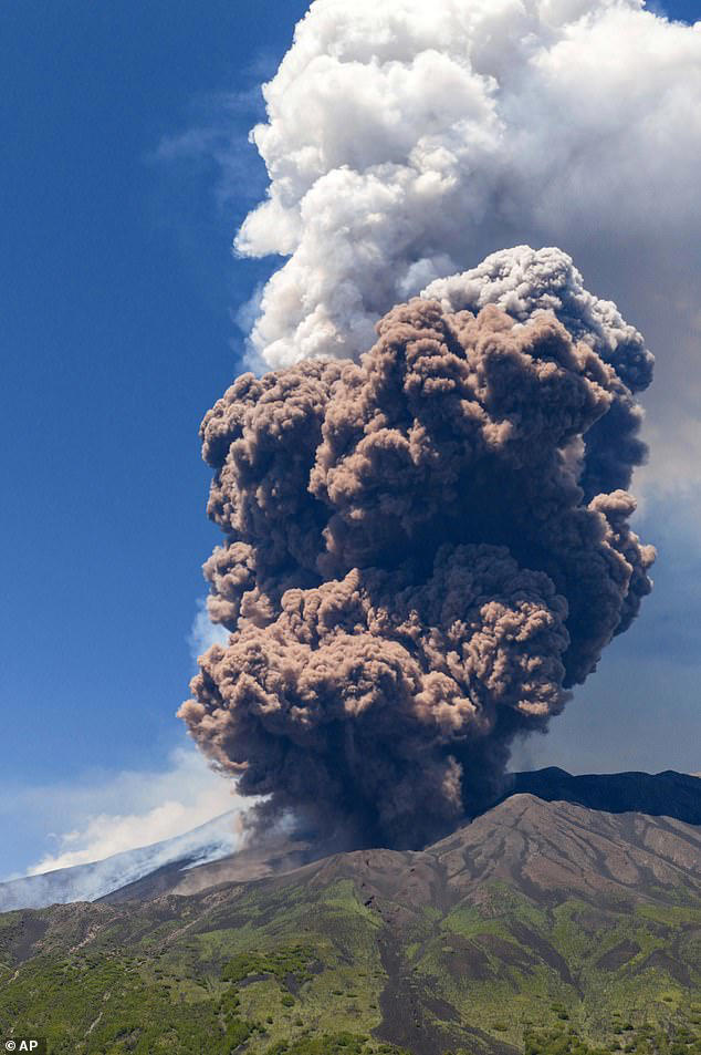 Incredible satellite images reveal Mount Etna's eruption from SPACE