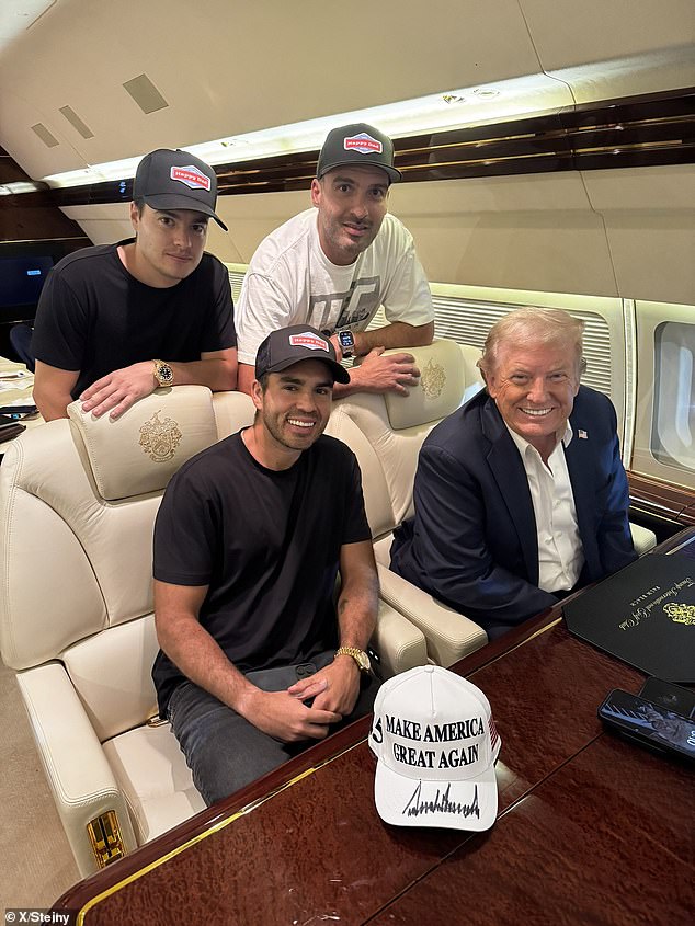 Trump's unusual iPhone lock screen photo goes viral