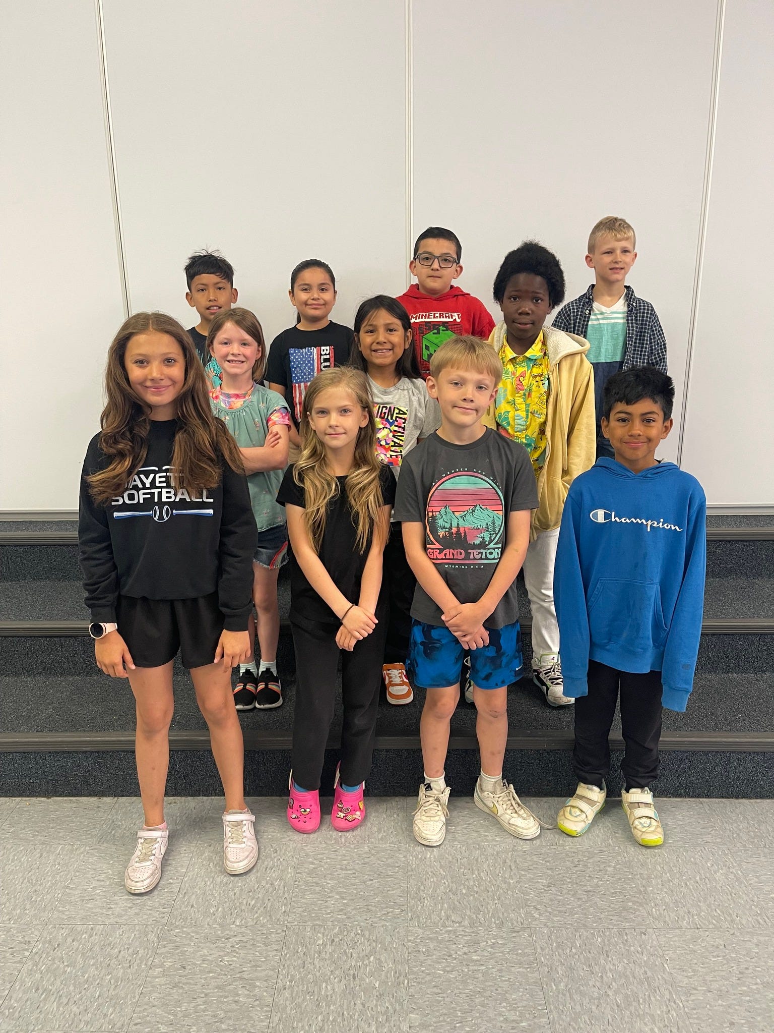 Perry Elementary announces May 2025 Bluejay Leaders