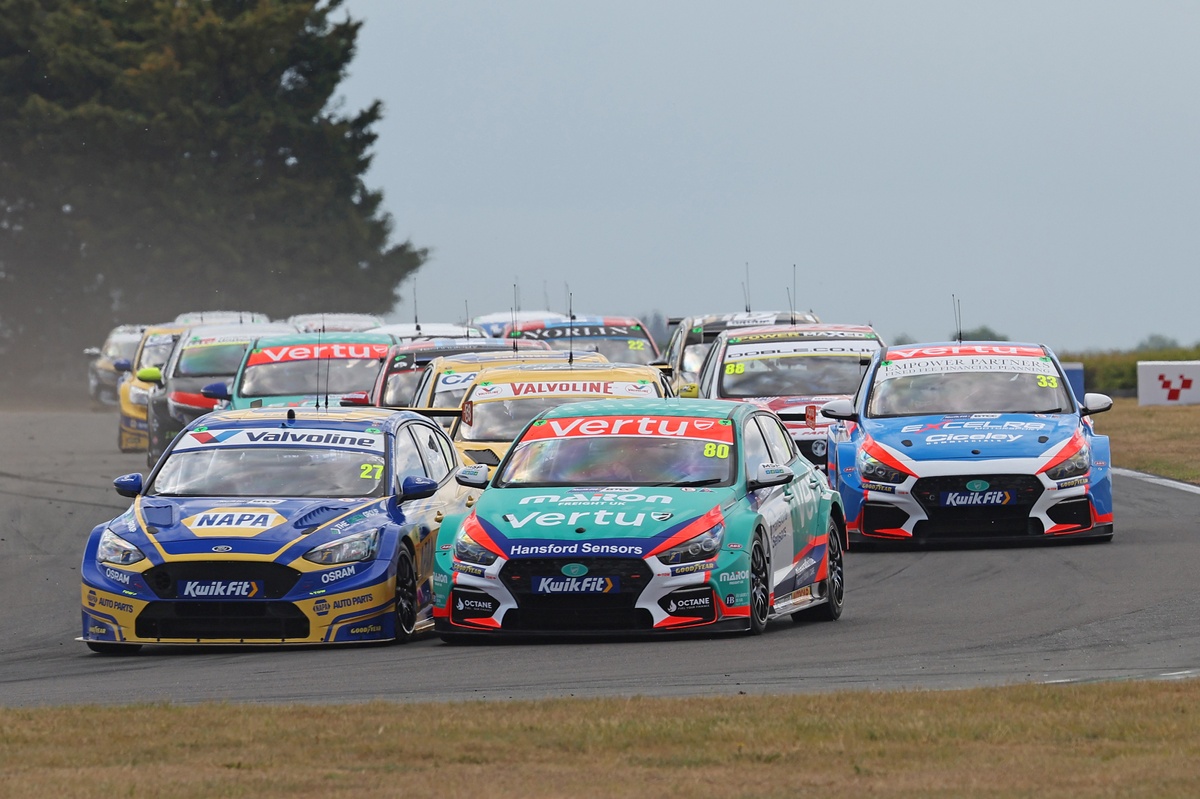 Cammish raises BTCC race manipulation prospect