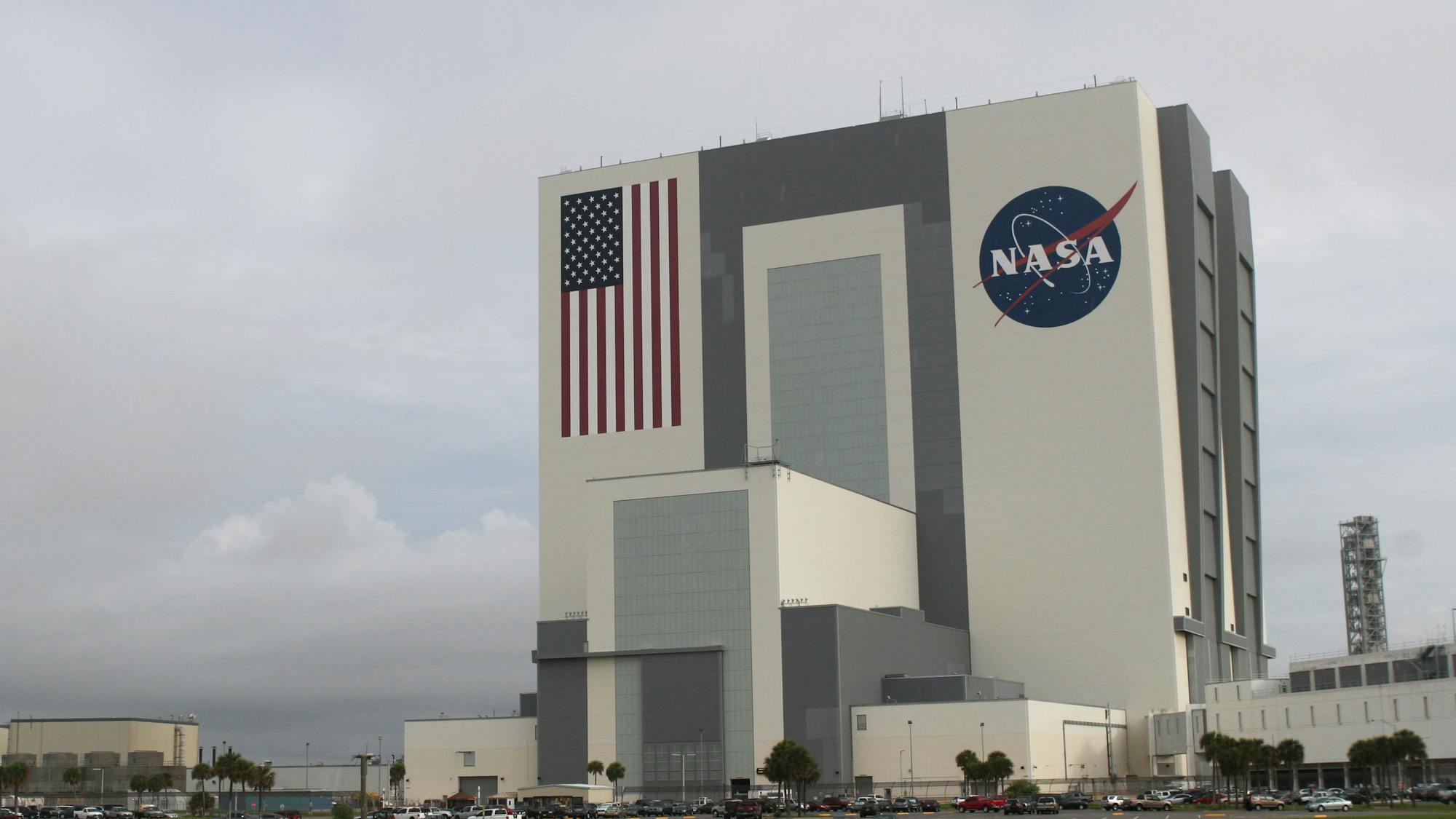 Uncertainty at NASA − Trump withdraws his nominee for administrator ...