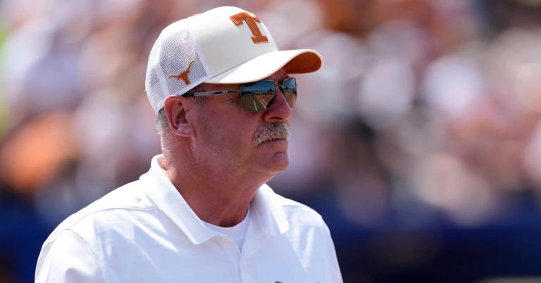 Mike White addresses Craig Snider’s anger at Texas dugout: ‘He decided ...