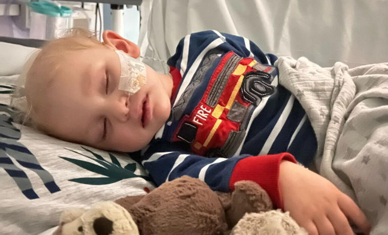 Telltale sign in toddler’s eye leads to double cancer diagnosis