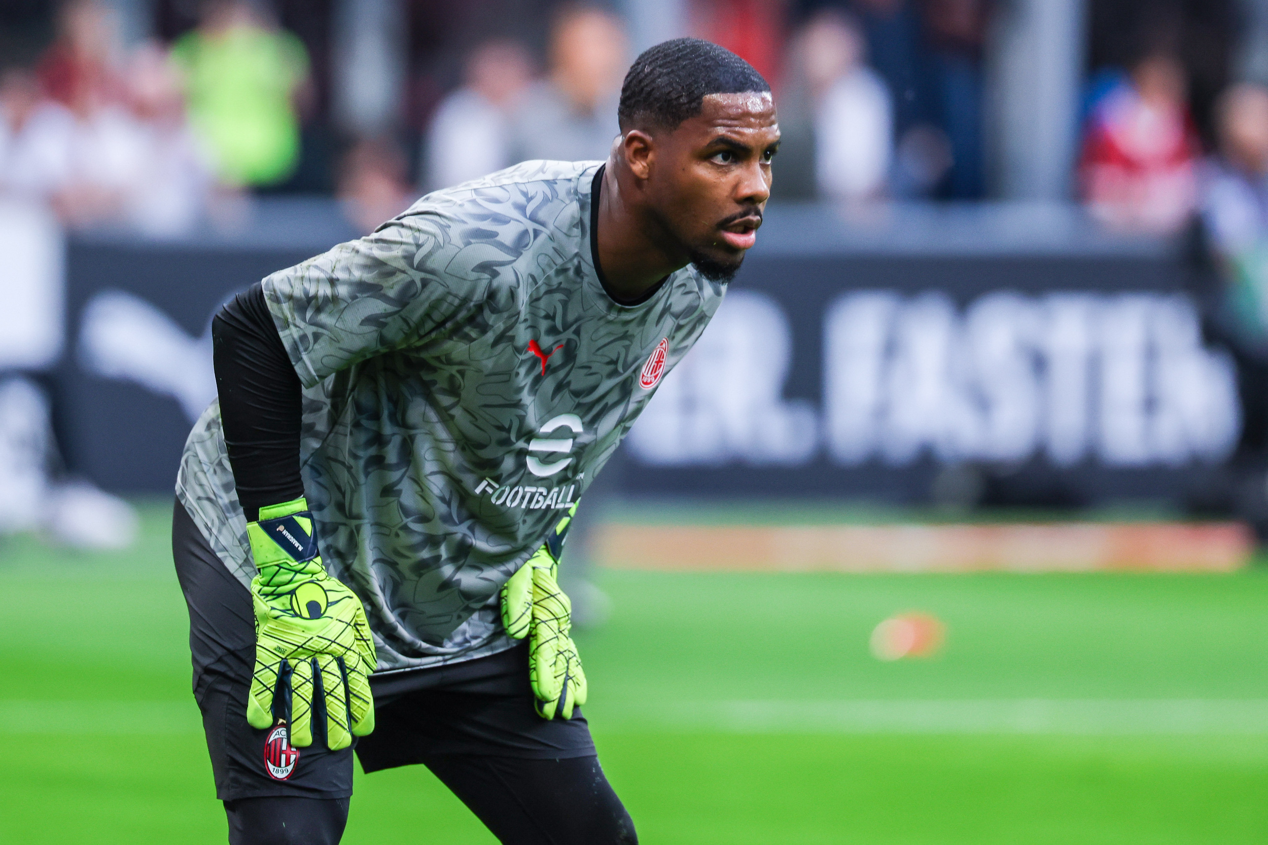 Matt Law drops bumper Chelsea transfer article this afternoon with ...