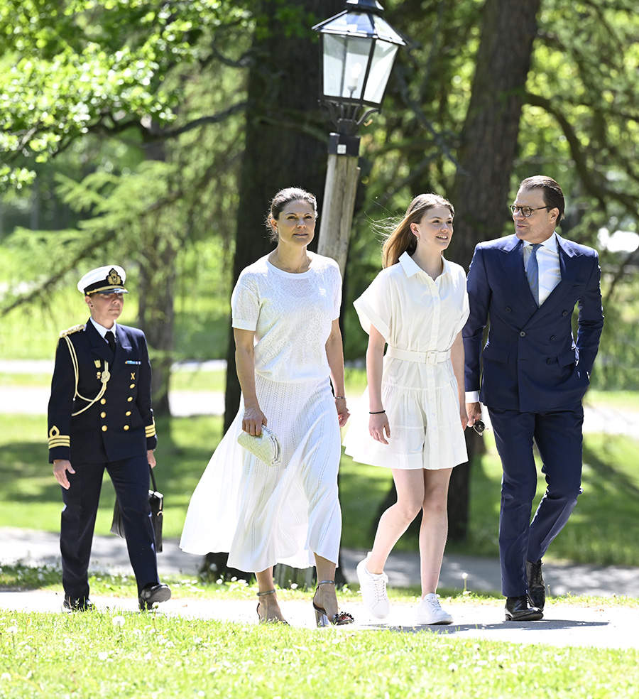 Prinsessan Estelles succé med Victoria på kungliga uppdraget