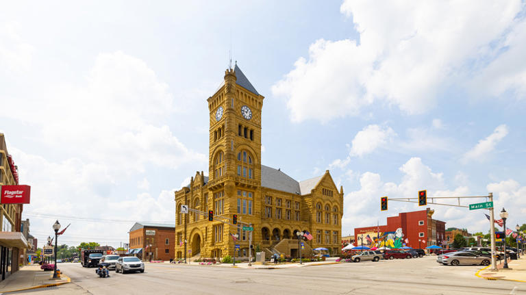 Indiana's Pretty 'Parlor City' Is A Walkable Gem Where Small-Town ...