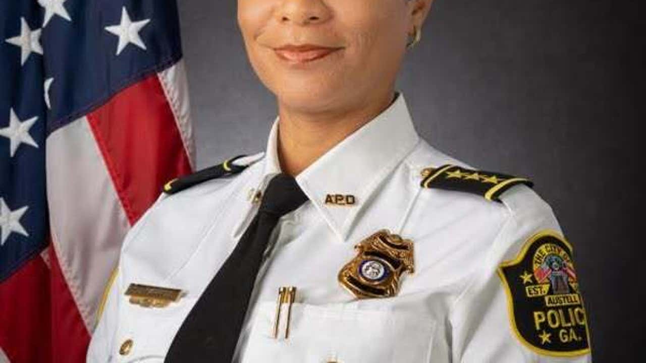 Austell's Shameta Jones-Harrell sworn in as Cobb County's 1st-ever ...