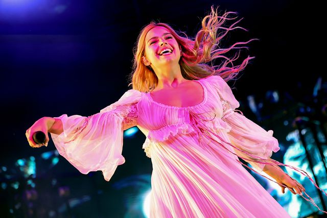 Addison Rae Reveals Record Labels Used to Pay Her $20 to Post TikTok Videos